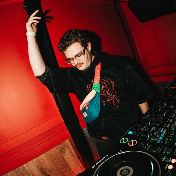 TURN IT OUT 3017 🔥 by MIDZ vs SUBZ | Free Download on Hypeddit
