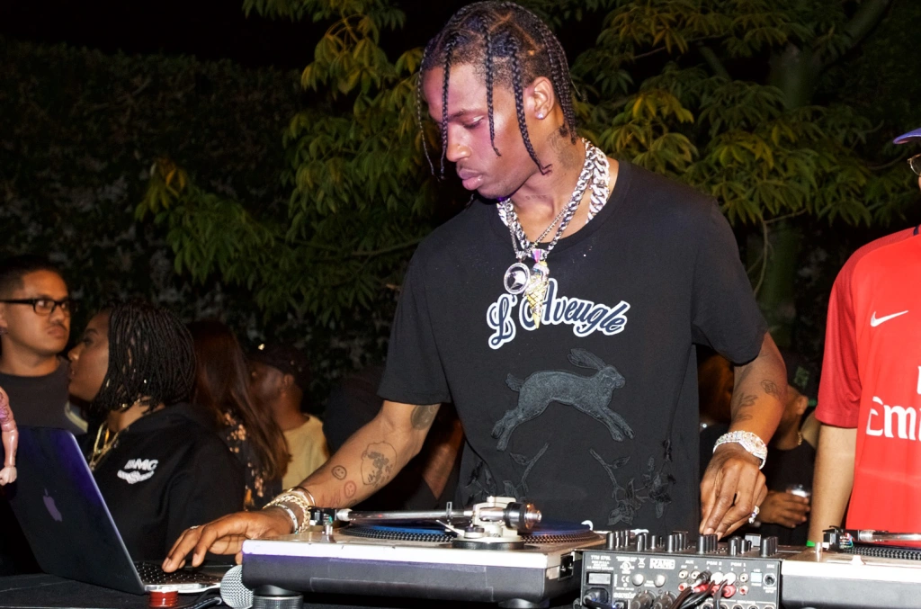 Travis Scott – sdp interlude [DnB Remix] by NOAIR | Free Download on ...