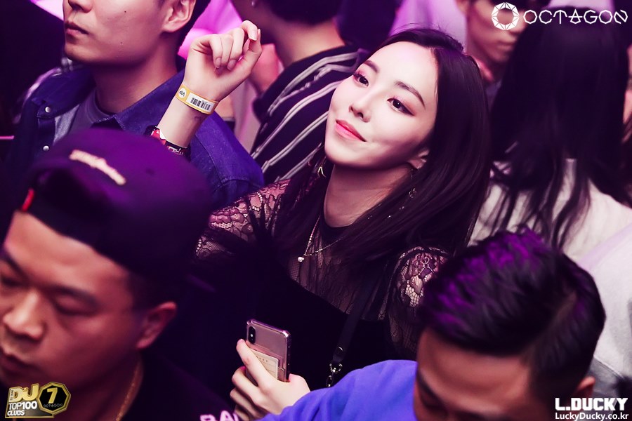 Teejay VinaHouse Remix 2021 by 深海鱼子酱-千千万万 | Free Download on Hypeddit