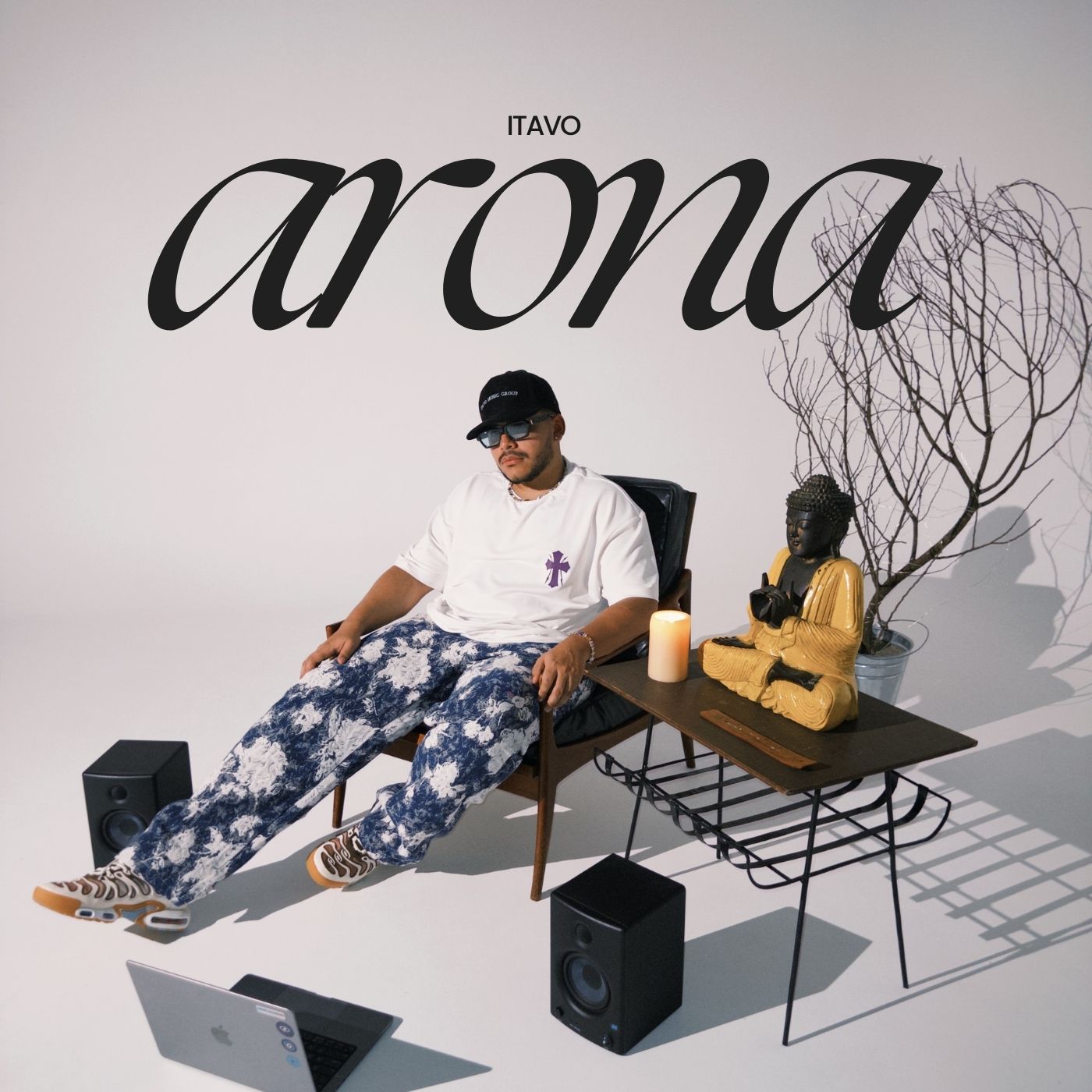 Arona by iTavo