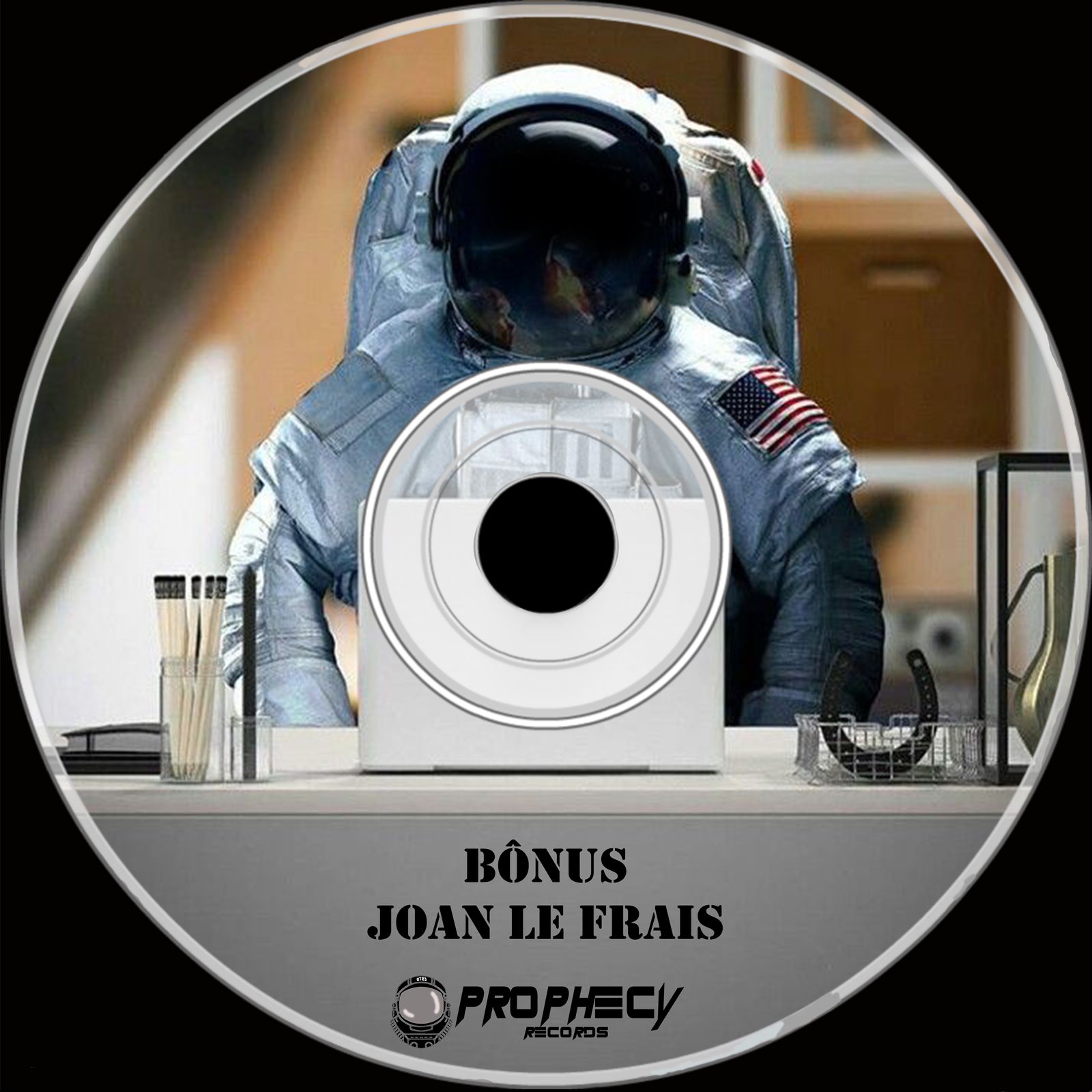 Bonus by Joan Le Frais