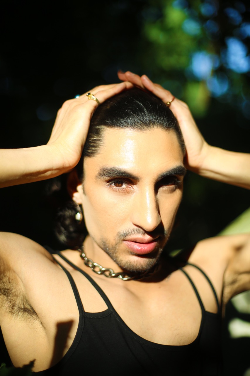 sadgirlz luv dilbar by Leo Kalyan | Hypeddit