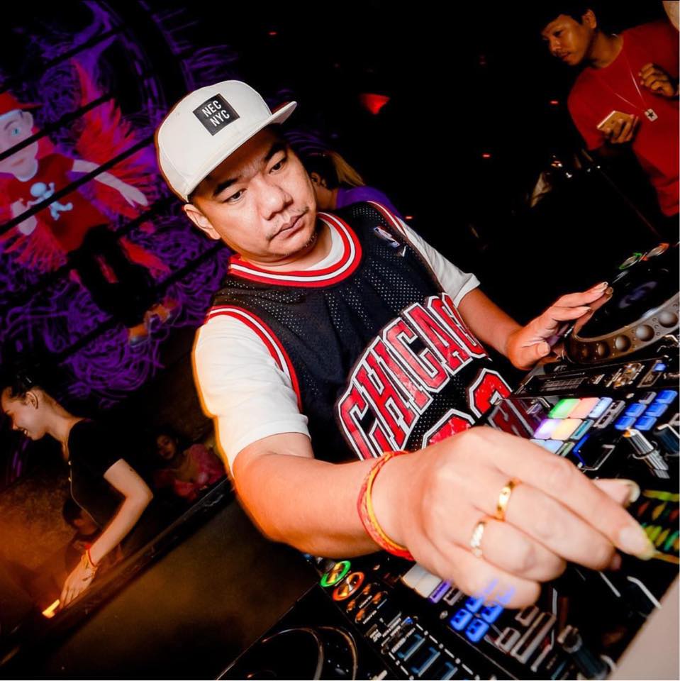 NOOB (អន់)-1NE (VDJ LEO) (Extended Mix) by 1NE | Free Download on Hypeddit